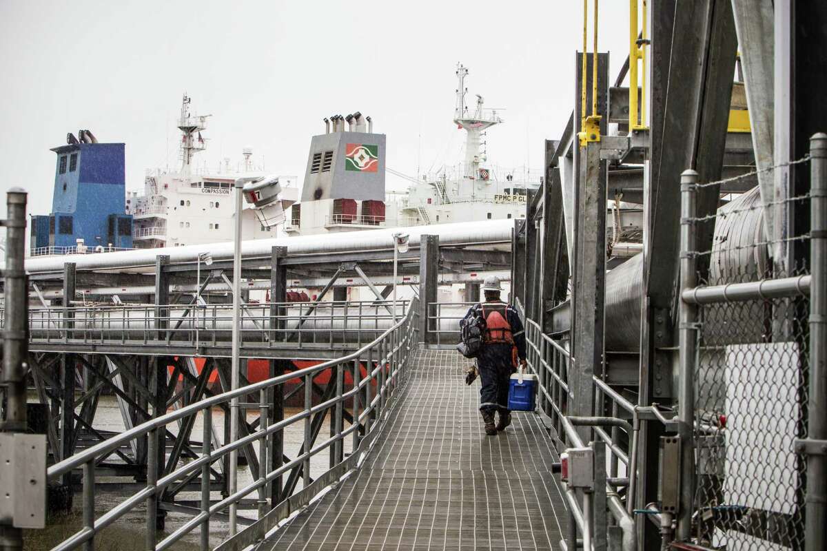 Houston ranks No. 2 in domestic port jobs