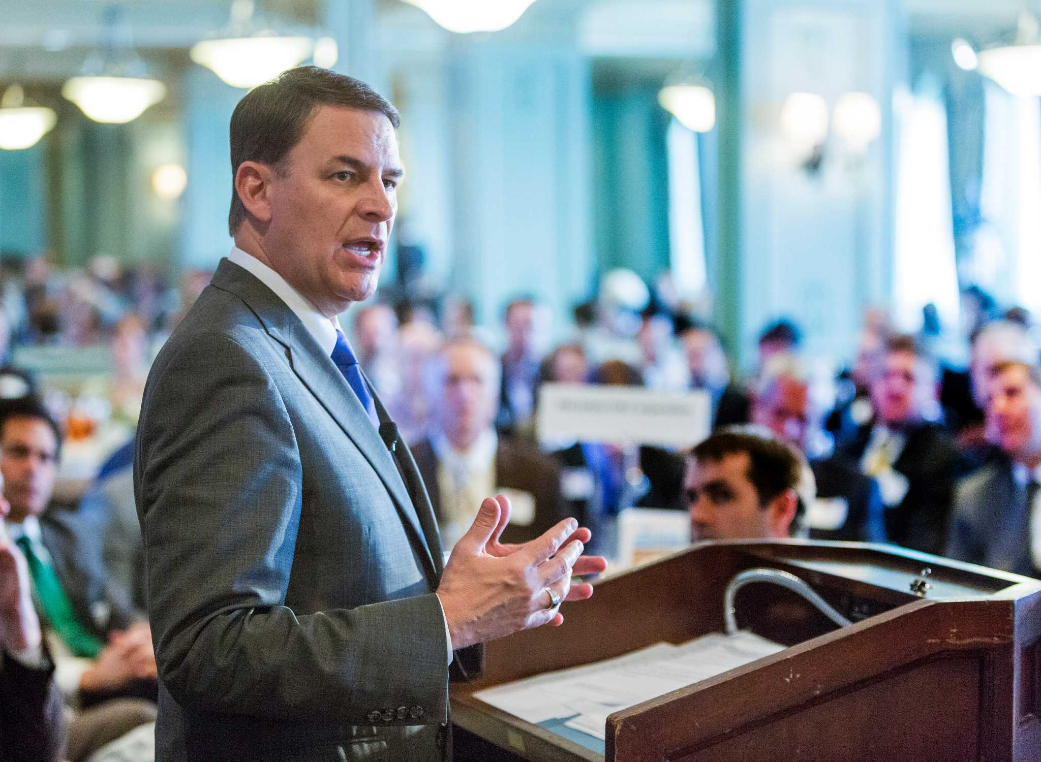 Manufacturers call for 'realistic compromise' for undocumented workers