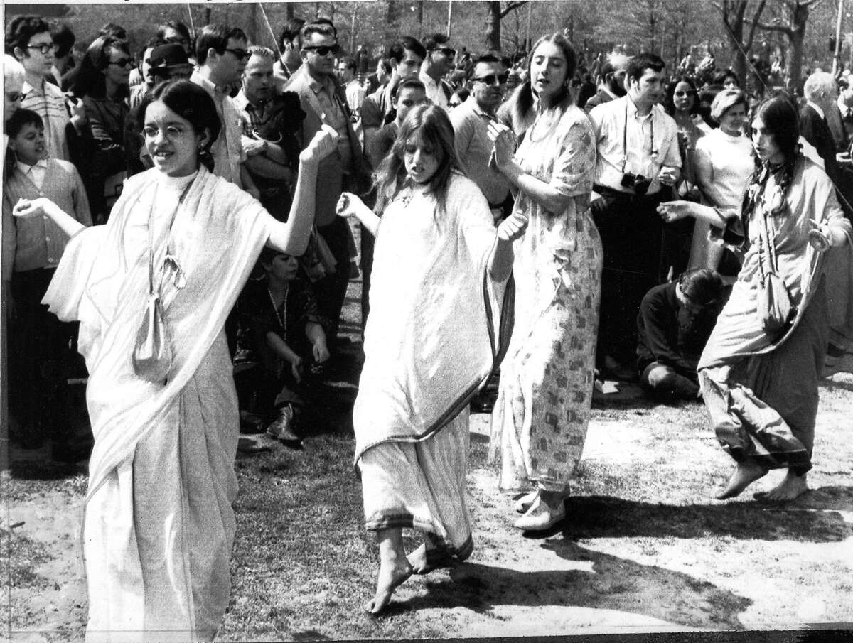 Turn on tune in - hippie photos unseen for decades