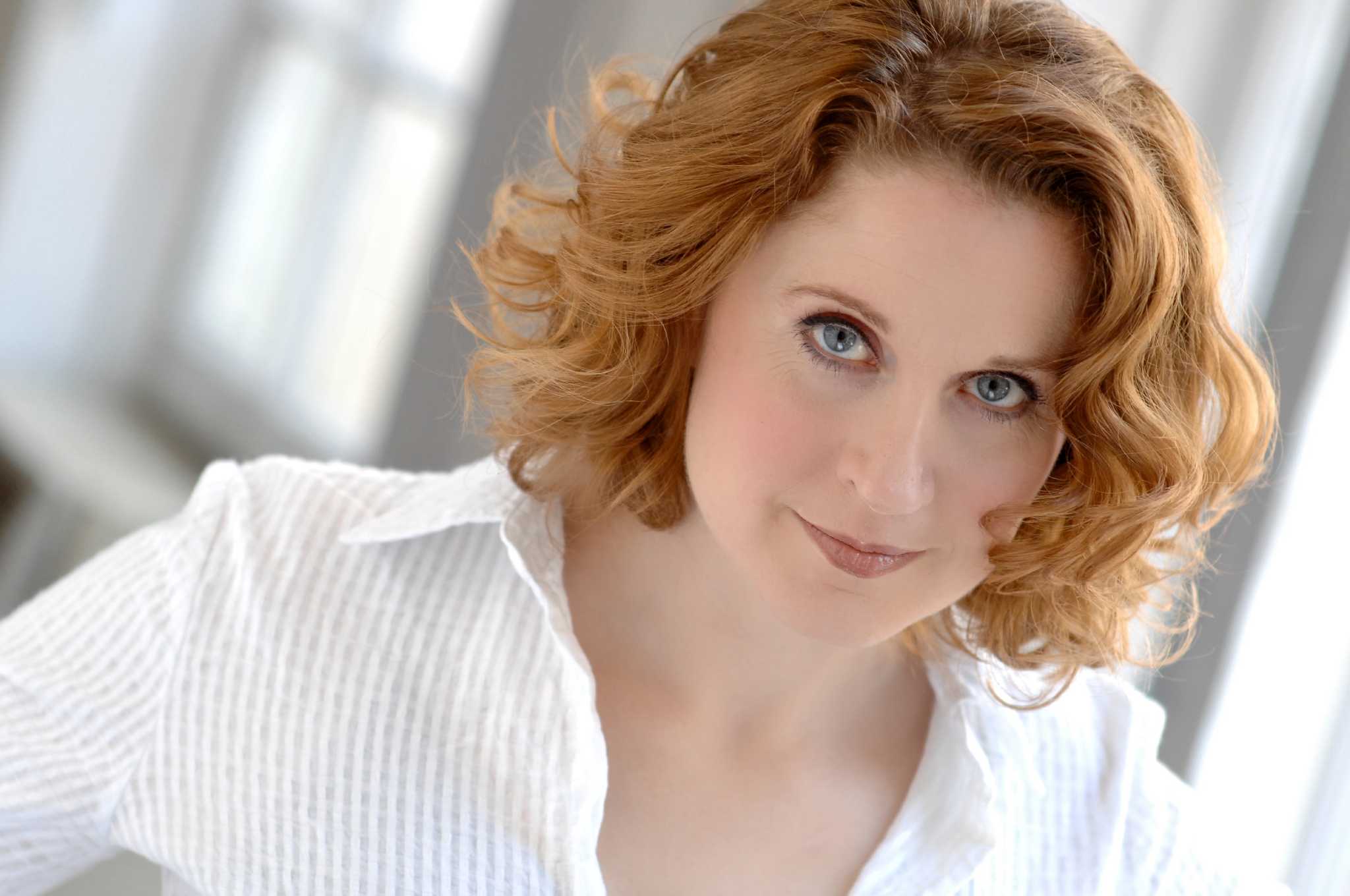 Christiane Noll and Doug LaBrecque perform with San Antonio Symphony ...