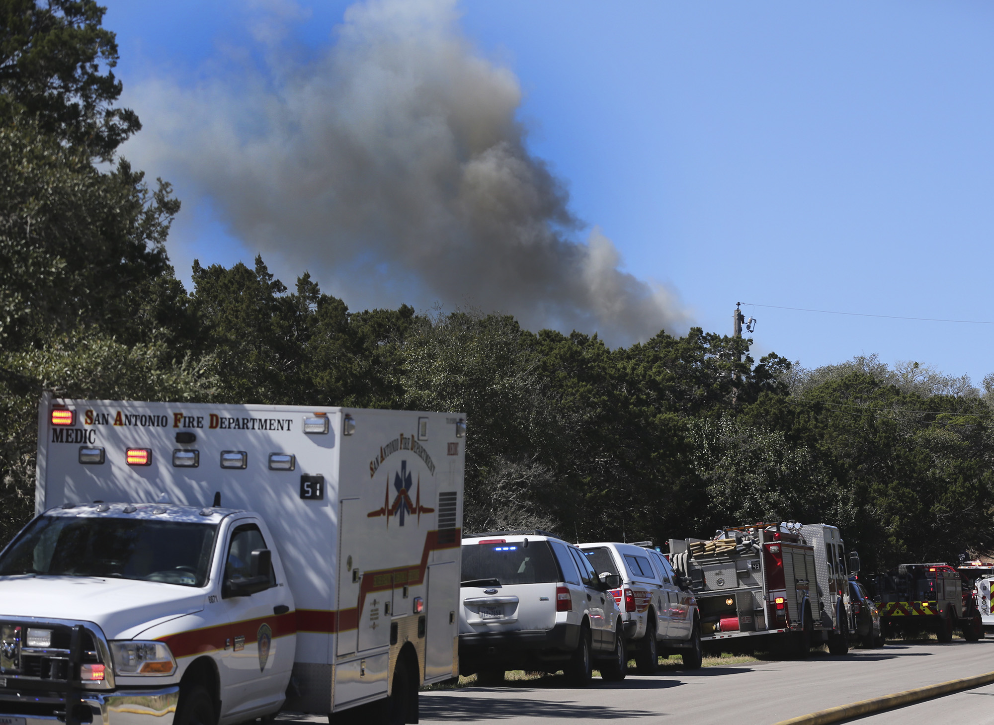 SAFD crews battling large fire in Northwest San Antonio