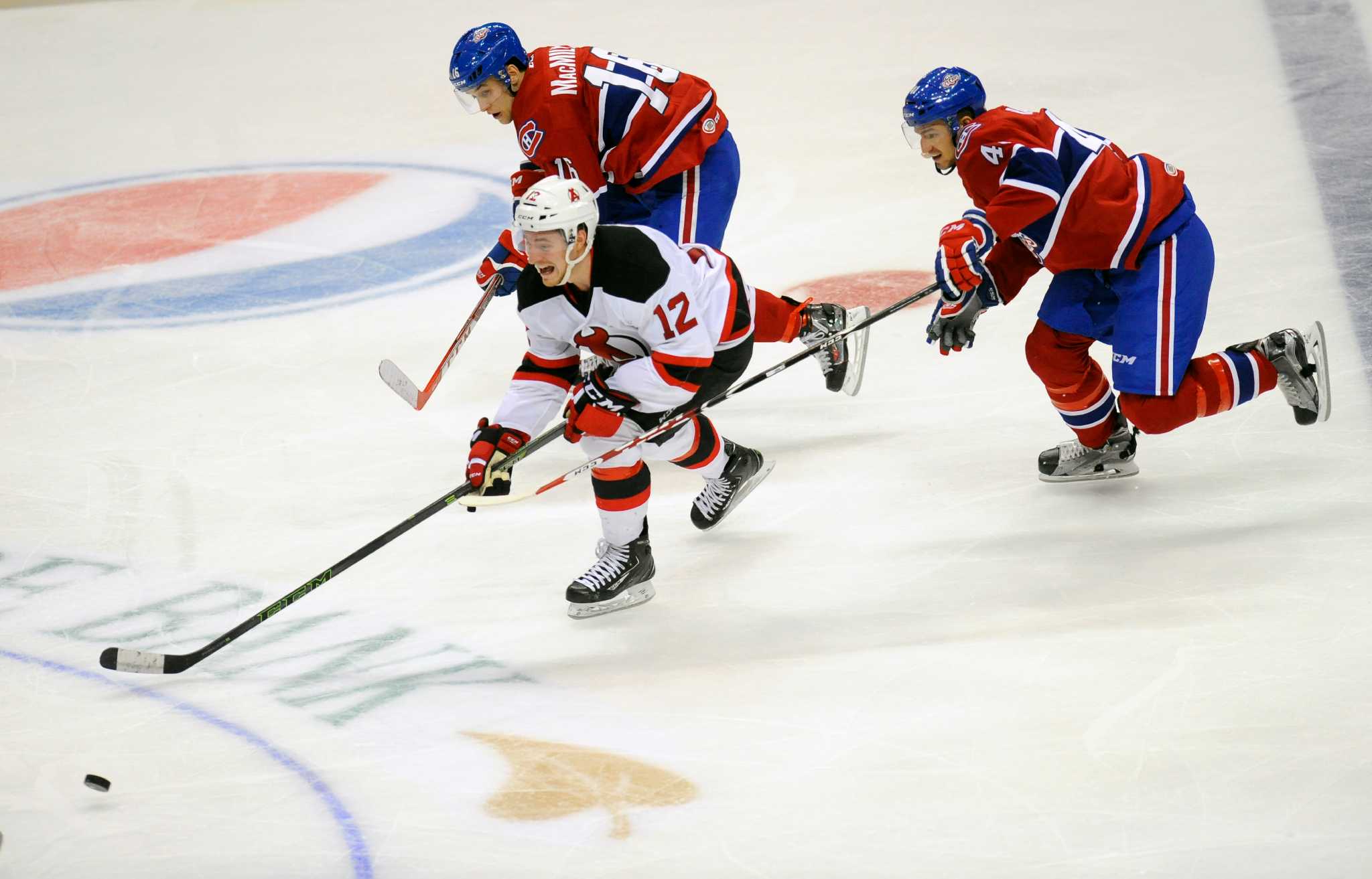 Albany Devils win sixth straight