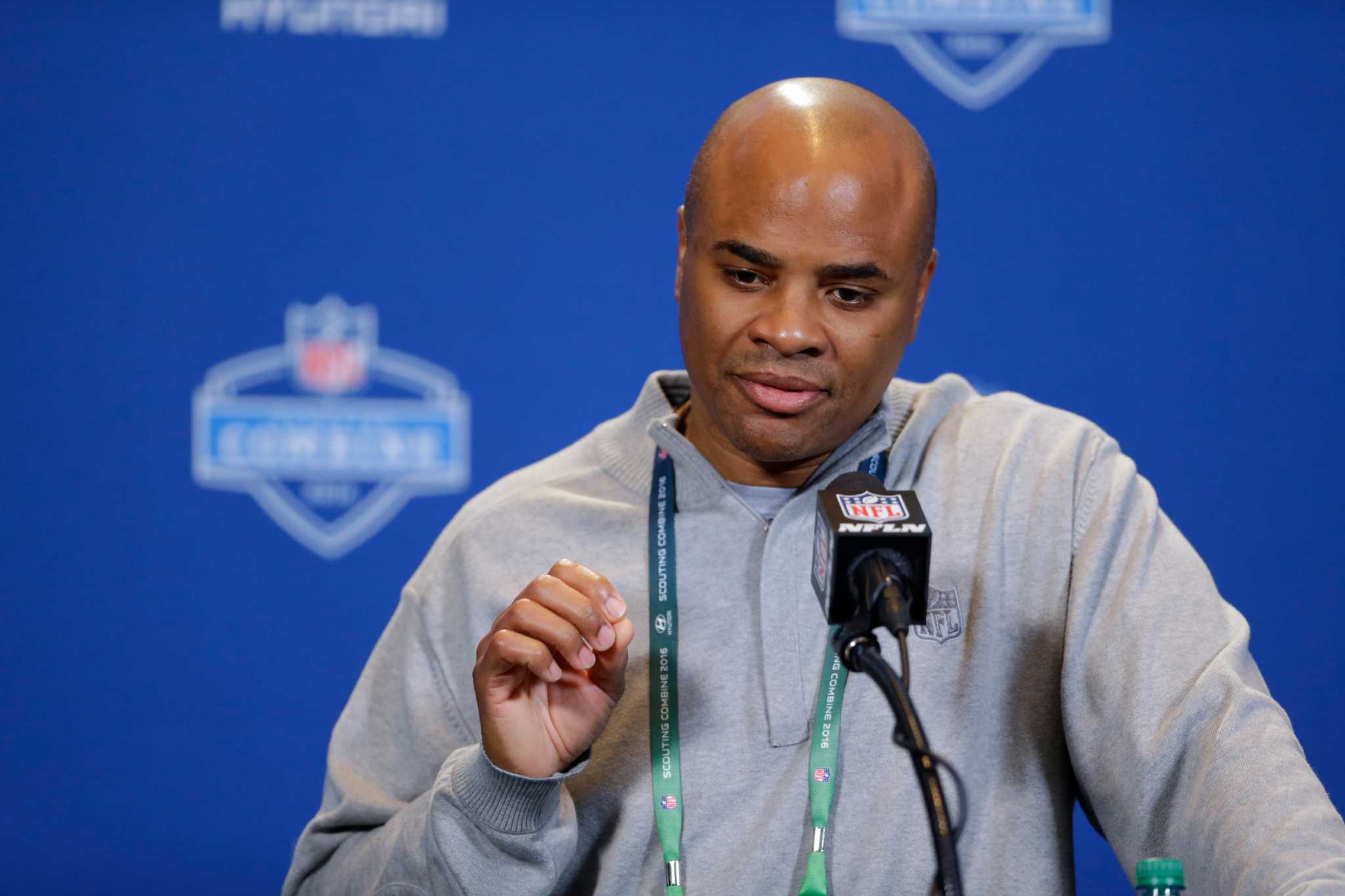 Texans want Brandon Brooks back