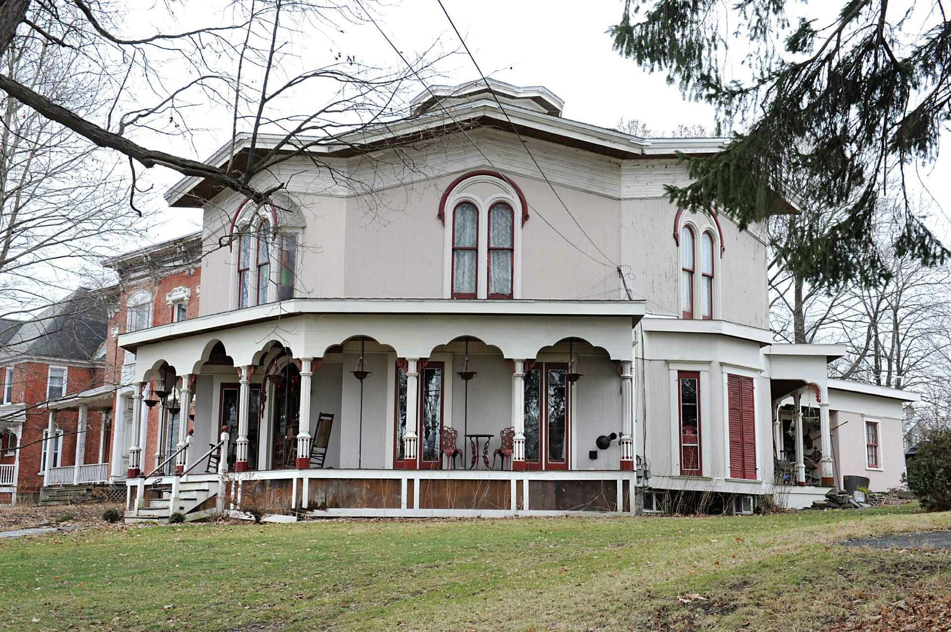 Power of eight: Octagon houses