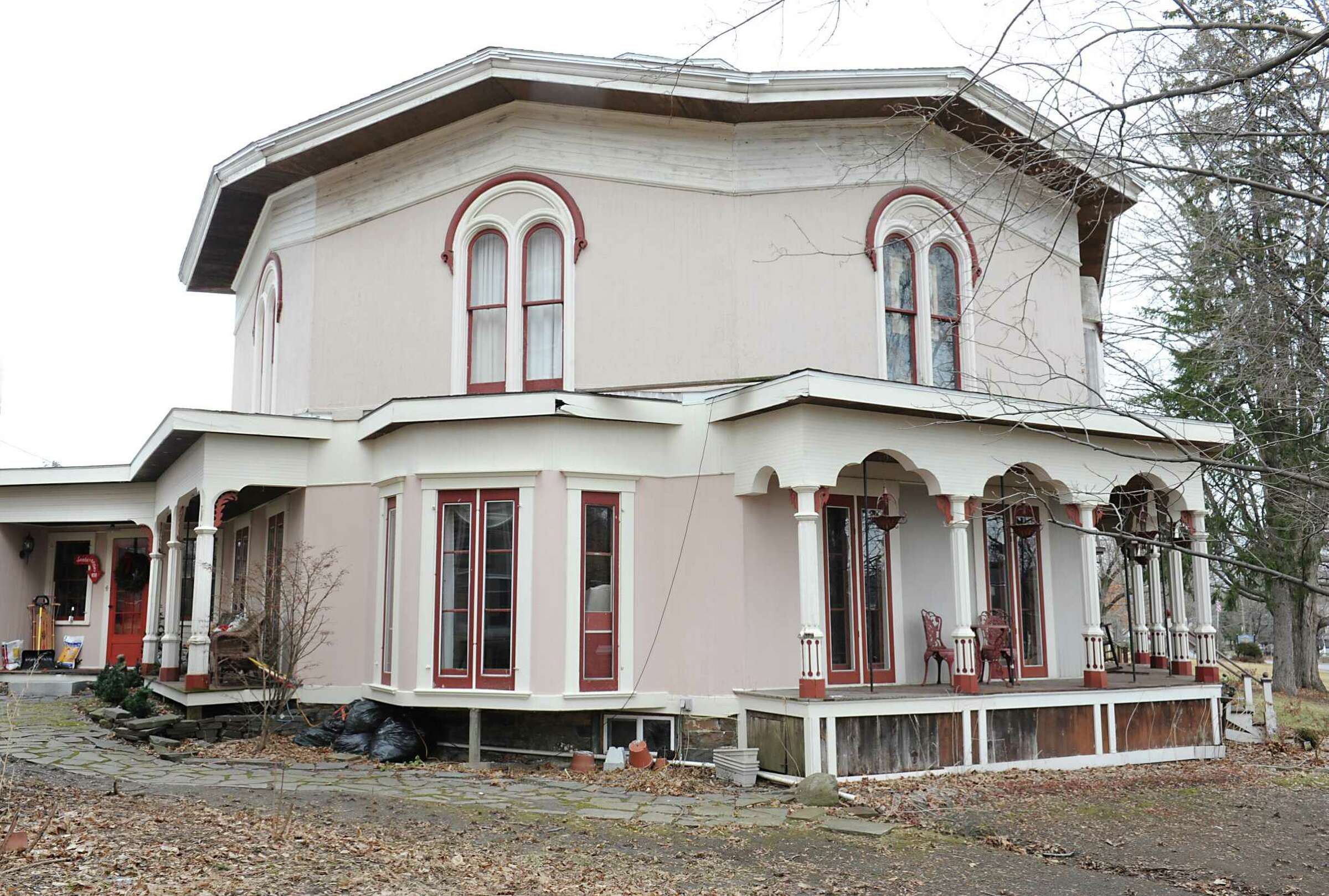 Power of eight: Octagon houses