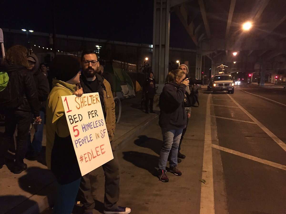 SF homeless camp shrinks as deadline for sweep passes