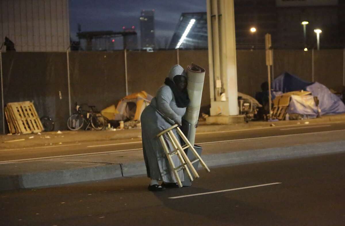SF homeless camp shrinks as deadline for sweep passes
