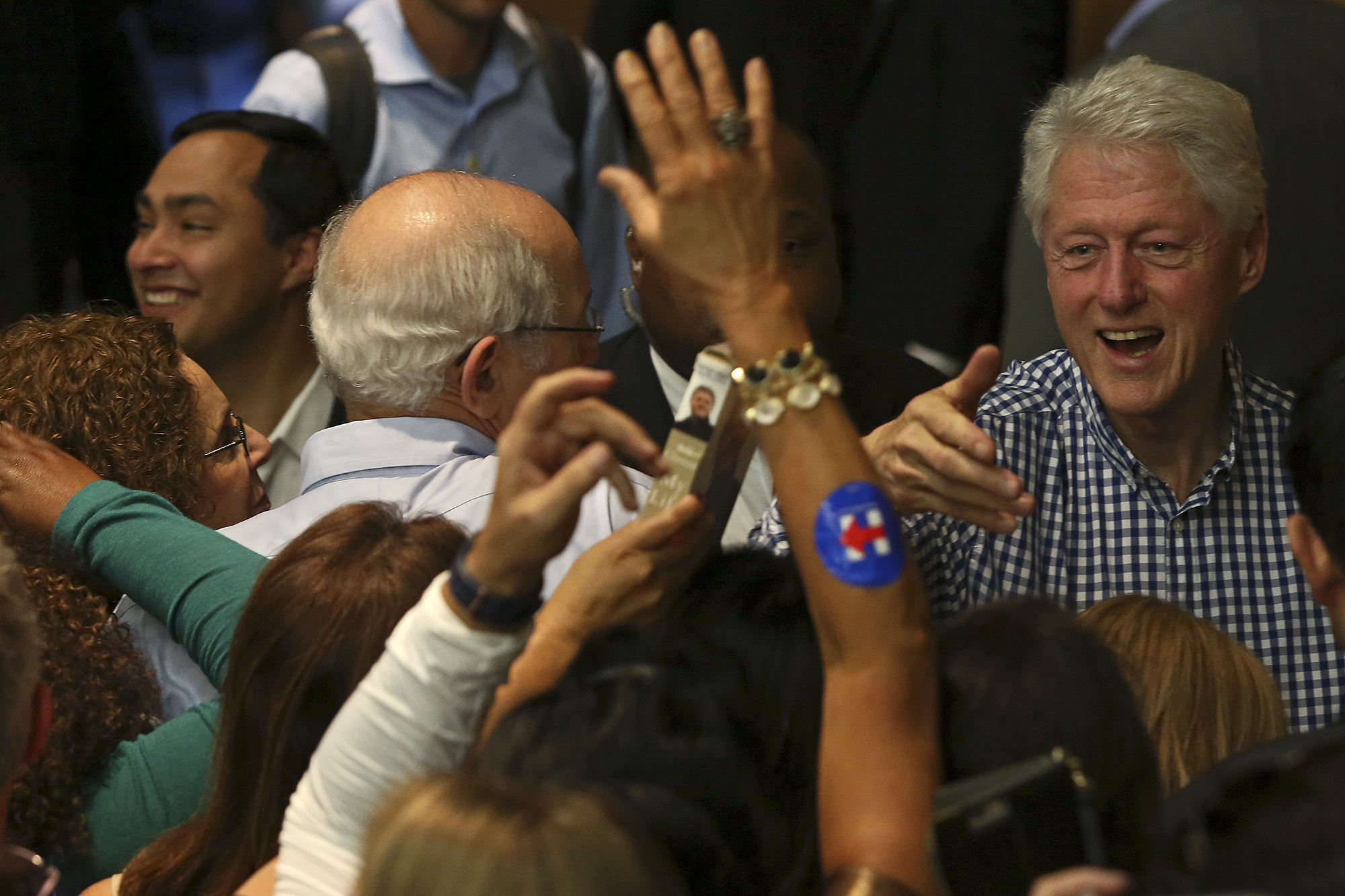 Bill Clinton stumps for Hillary in San Antonio