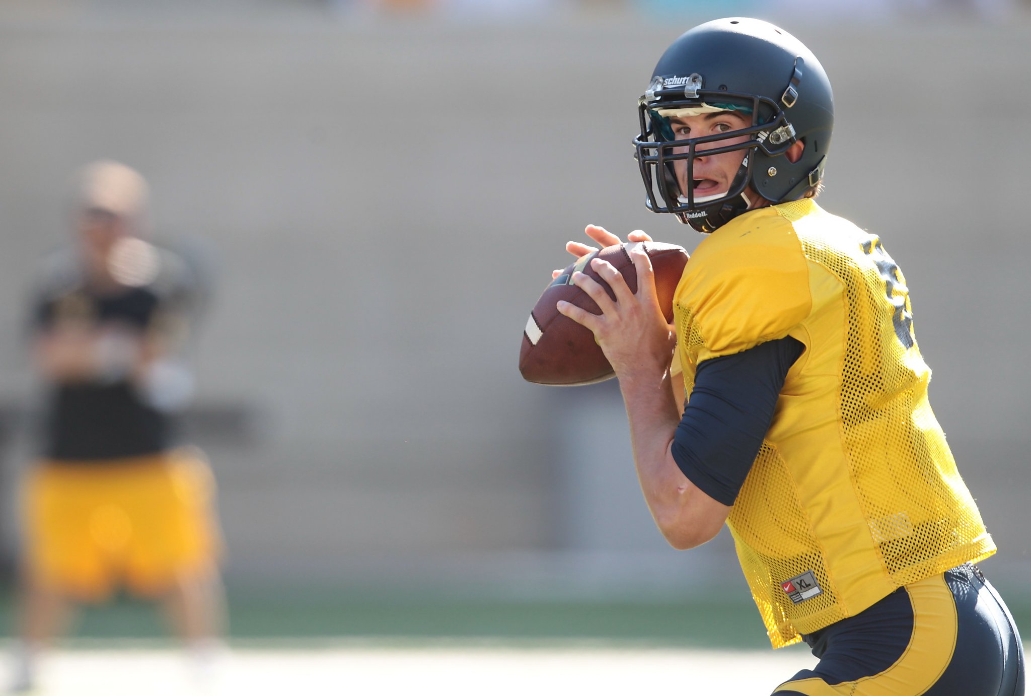QB Zach Kline rejoins Cal football team QB Zach Kline rejoins Cal football team