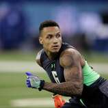 Texans select center Nick Martin 50th overall - Houston Chronicle