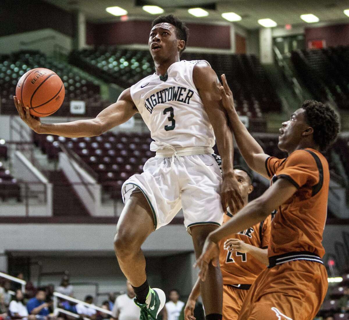 Dobie 59, Hightower 56