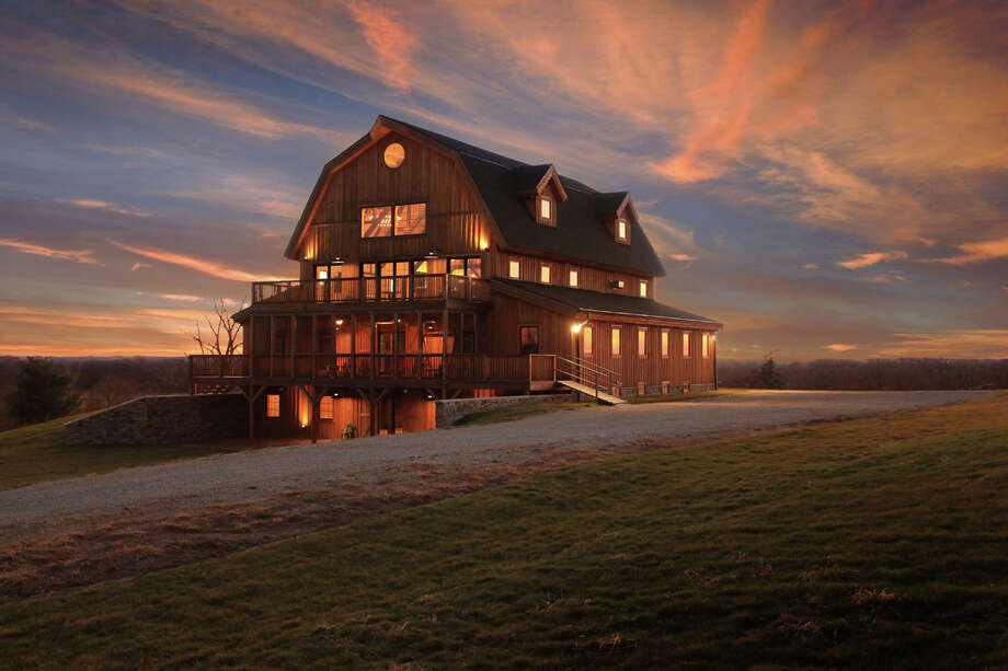This family-owned company designs beautiful barn homes across the ...