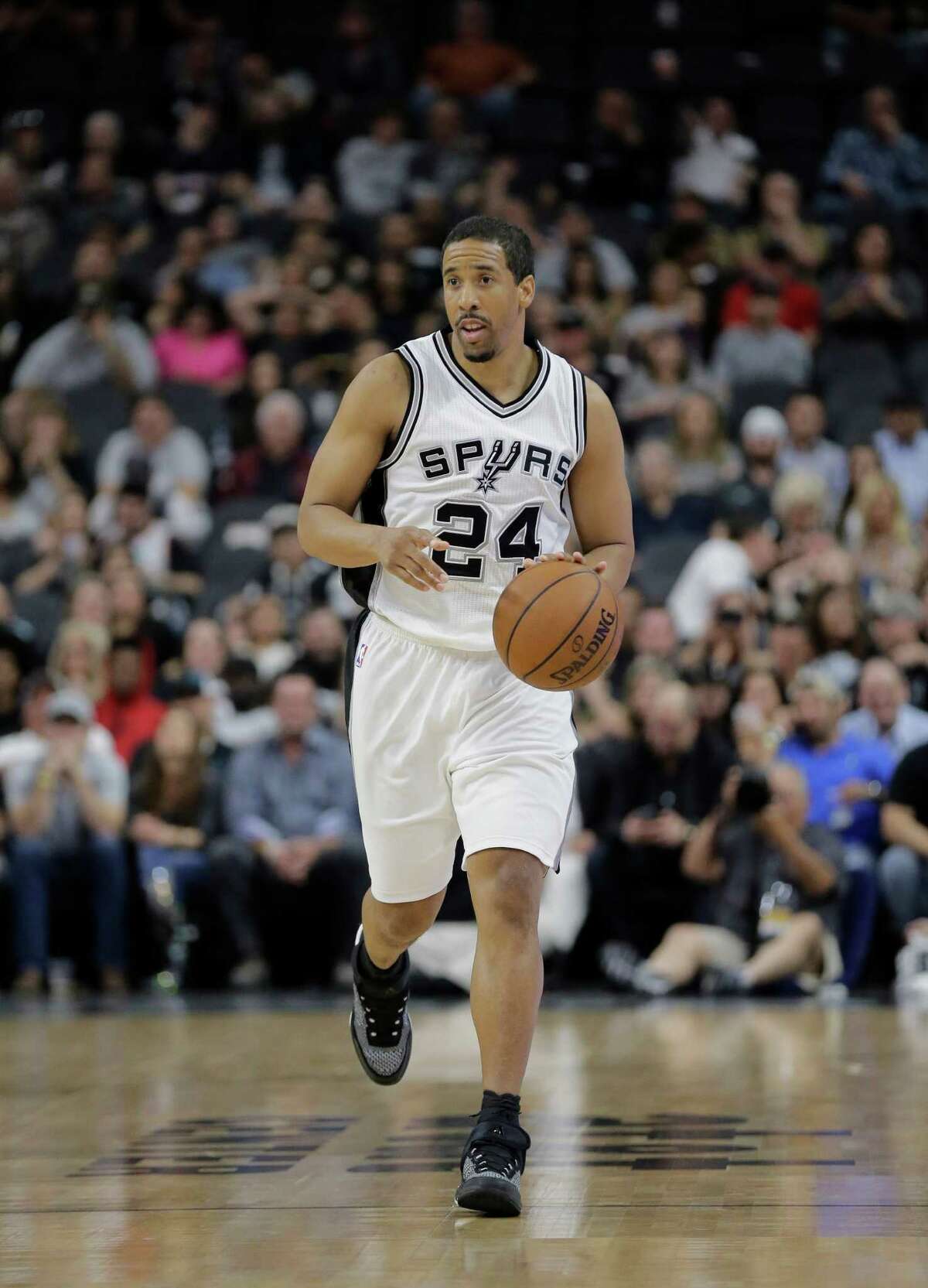 Point/Counterpoint: Will Andre Miller make a difference?