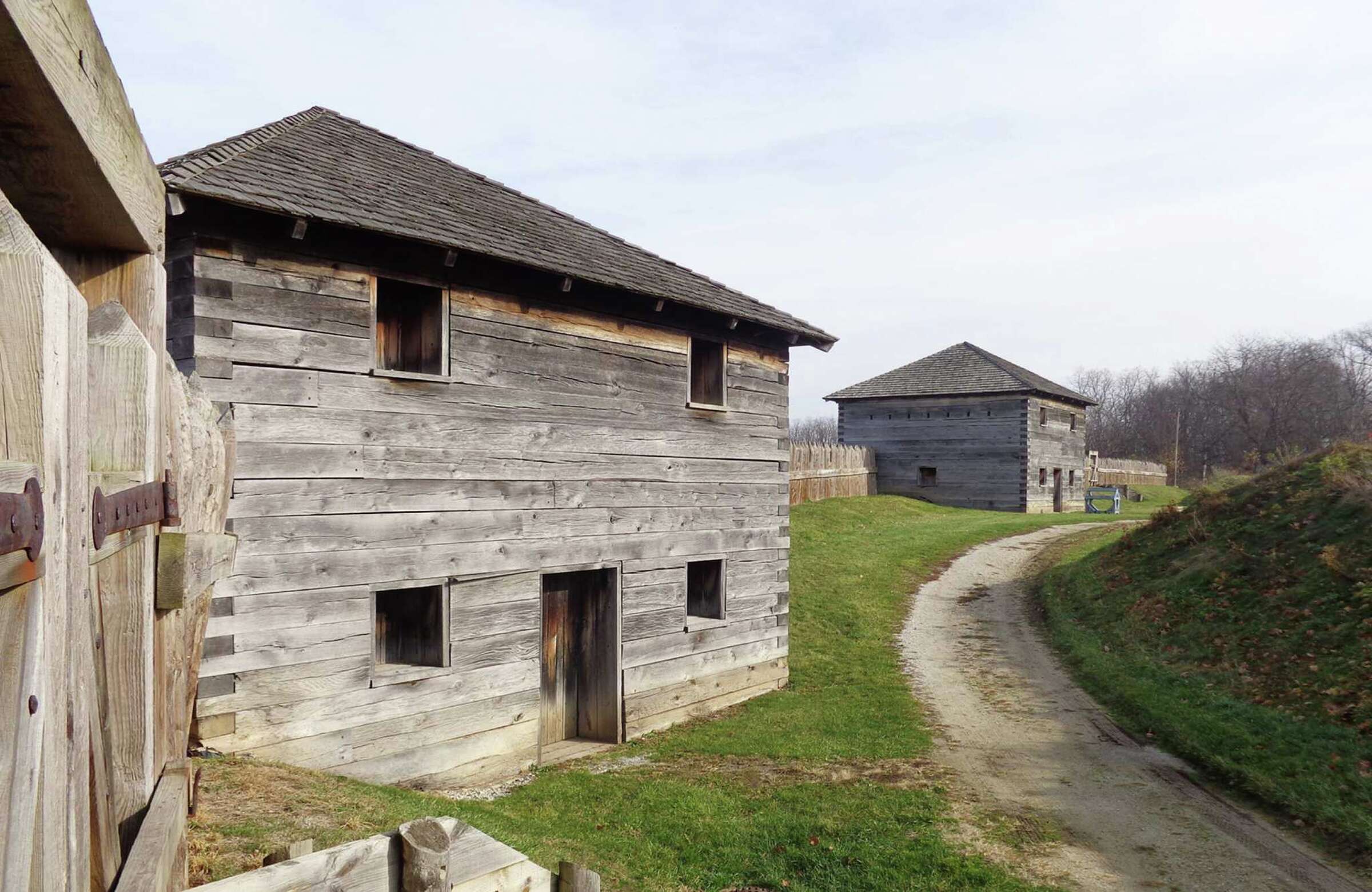 War of 1812 comes alive at log-and-earth fortification at Fort Meigs ...