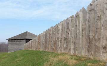 War of 1812 comes alive at log-and-earth fortification at Fort Meigs ...