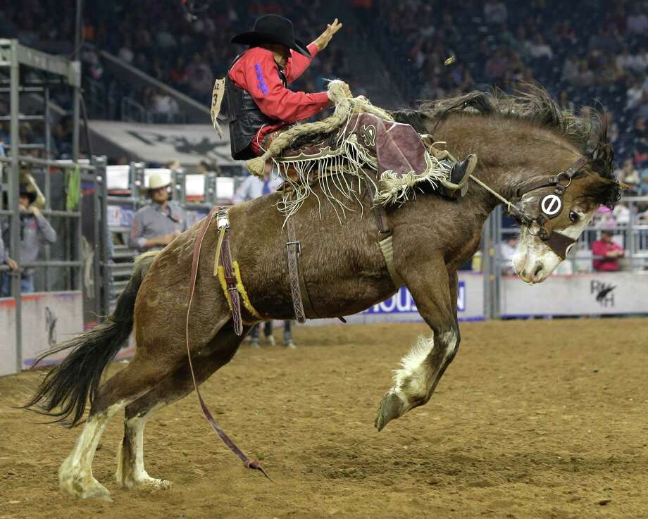 Isaac and Britany Diaz find success at RodeoHouston - Houston Chronicle
