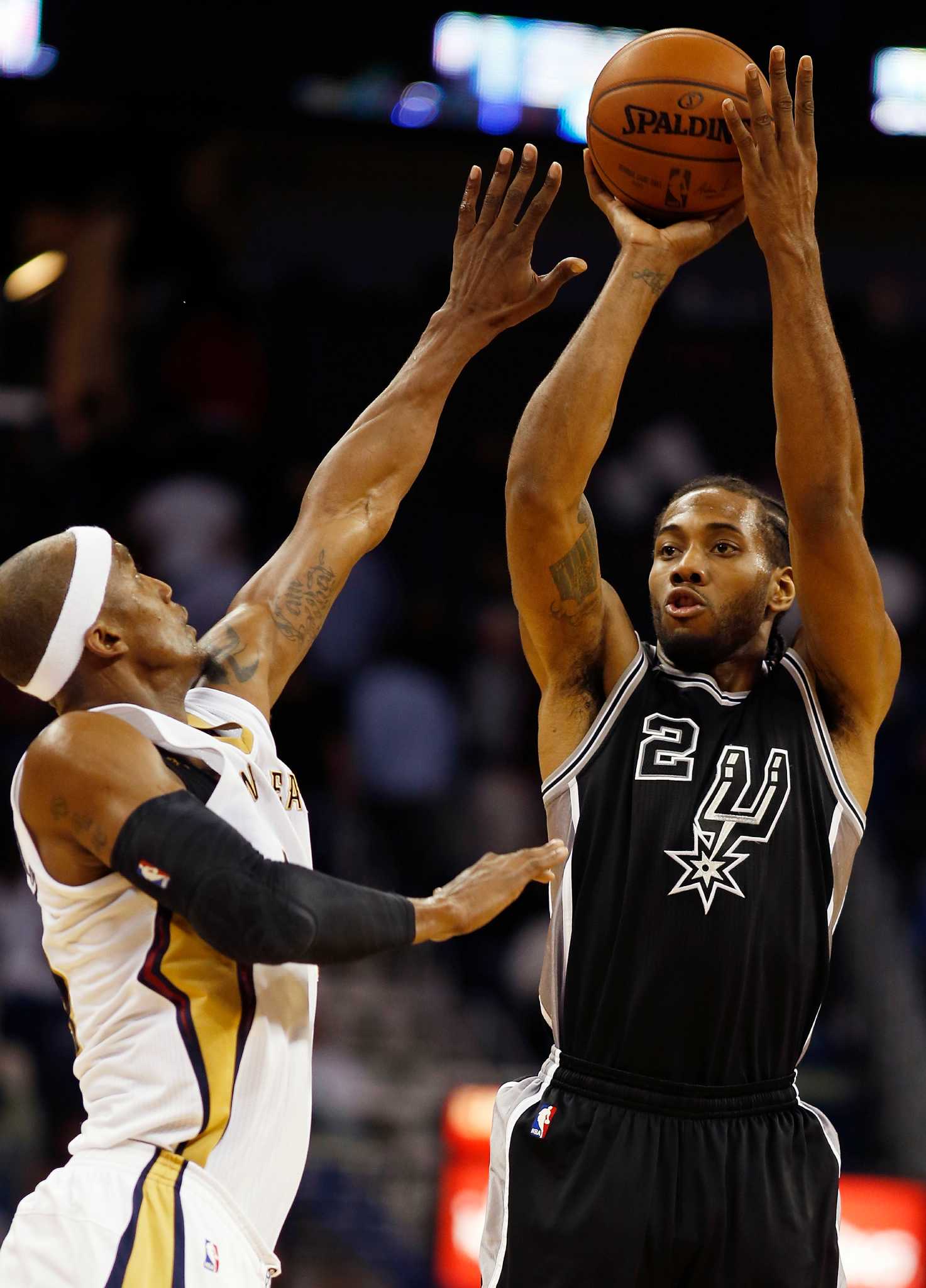 Spurs snap three-game skid in New Orleans
