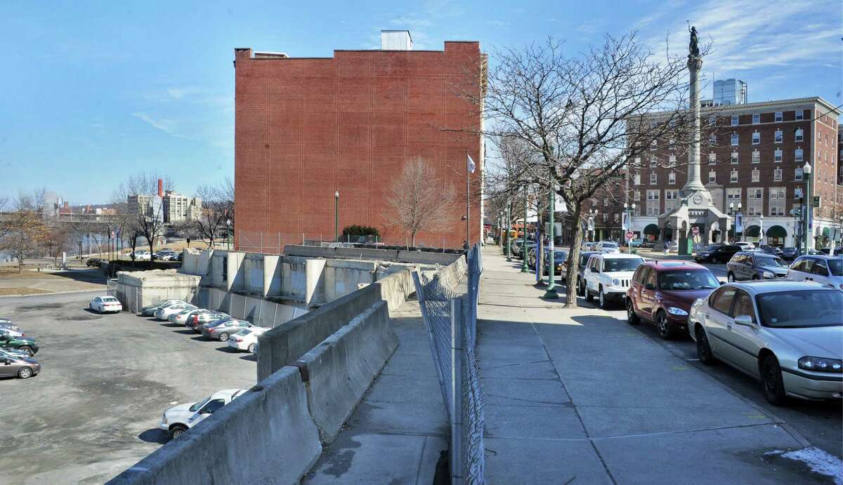 Troy recommends changes to 1 Monument Square project