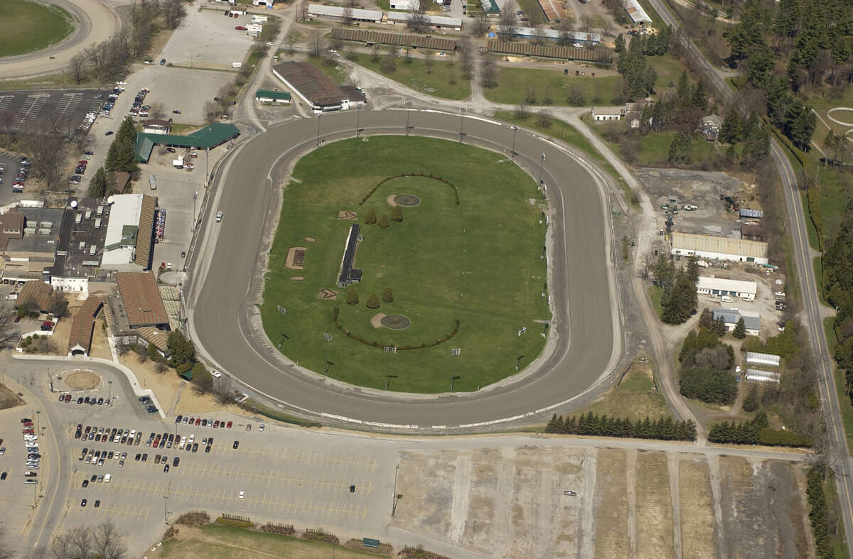 Saratoga harness track turns 75