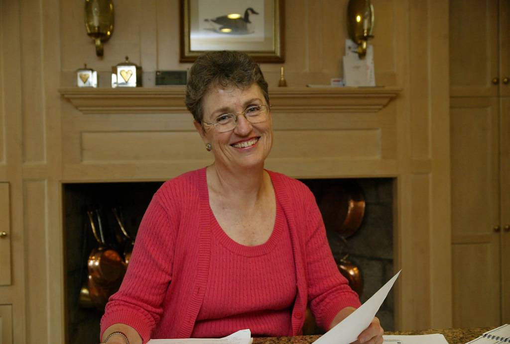 Bain to be honored for distinguished service