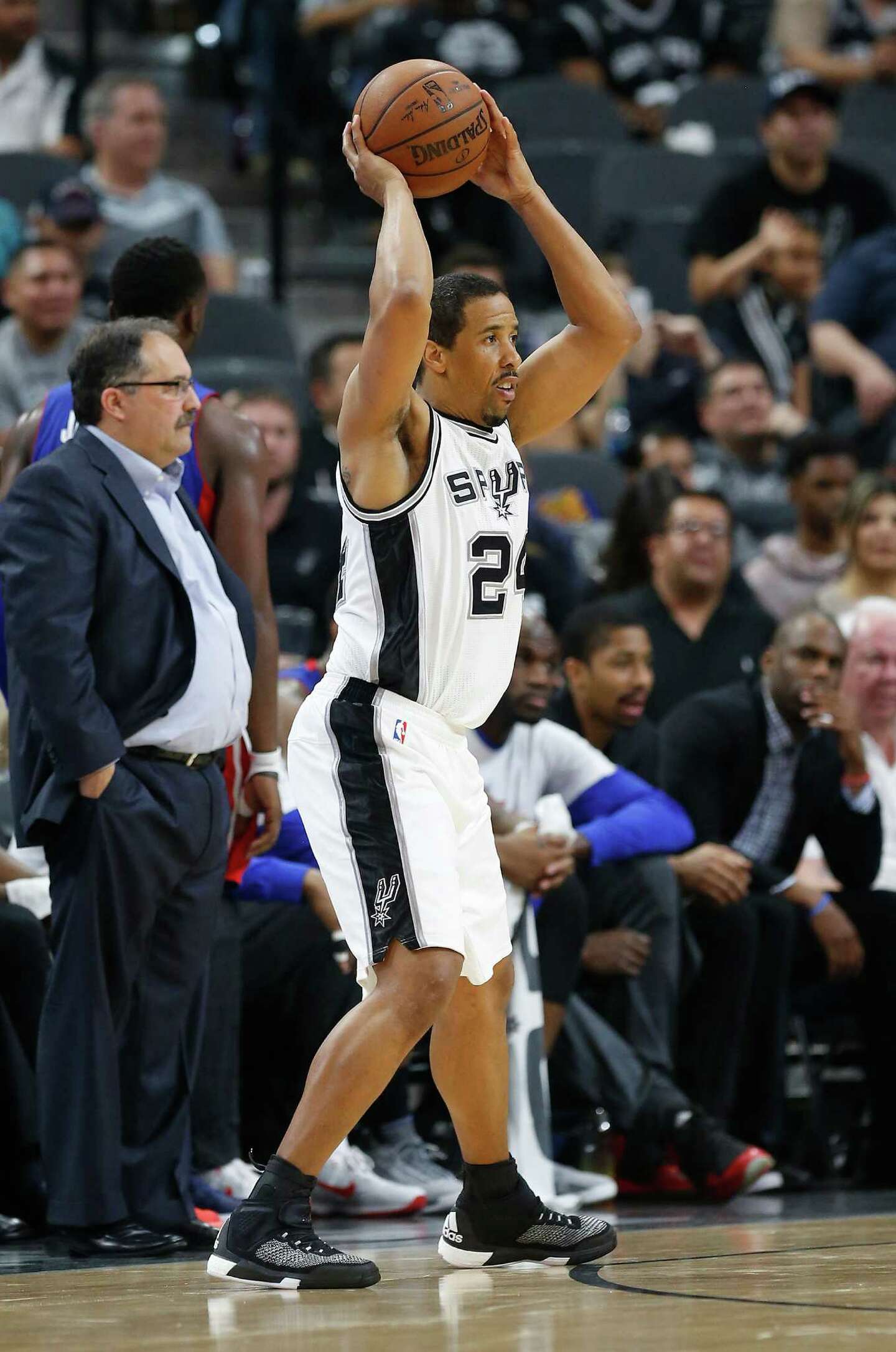Point/Counterpoint: Will Andre Miller make a difference?