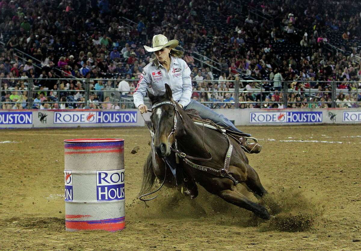 Shawn Downing and Mary Walker highlight Super Series II action