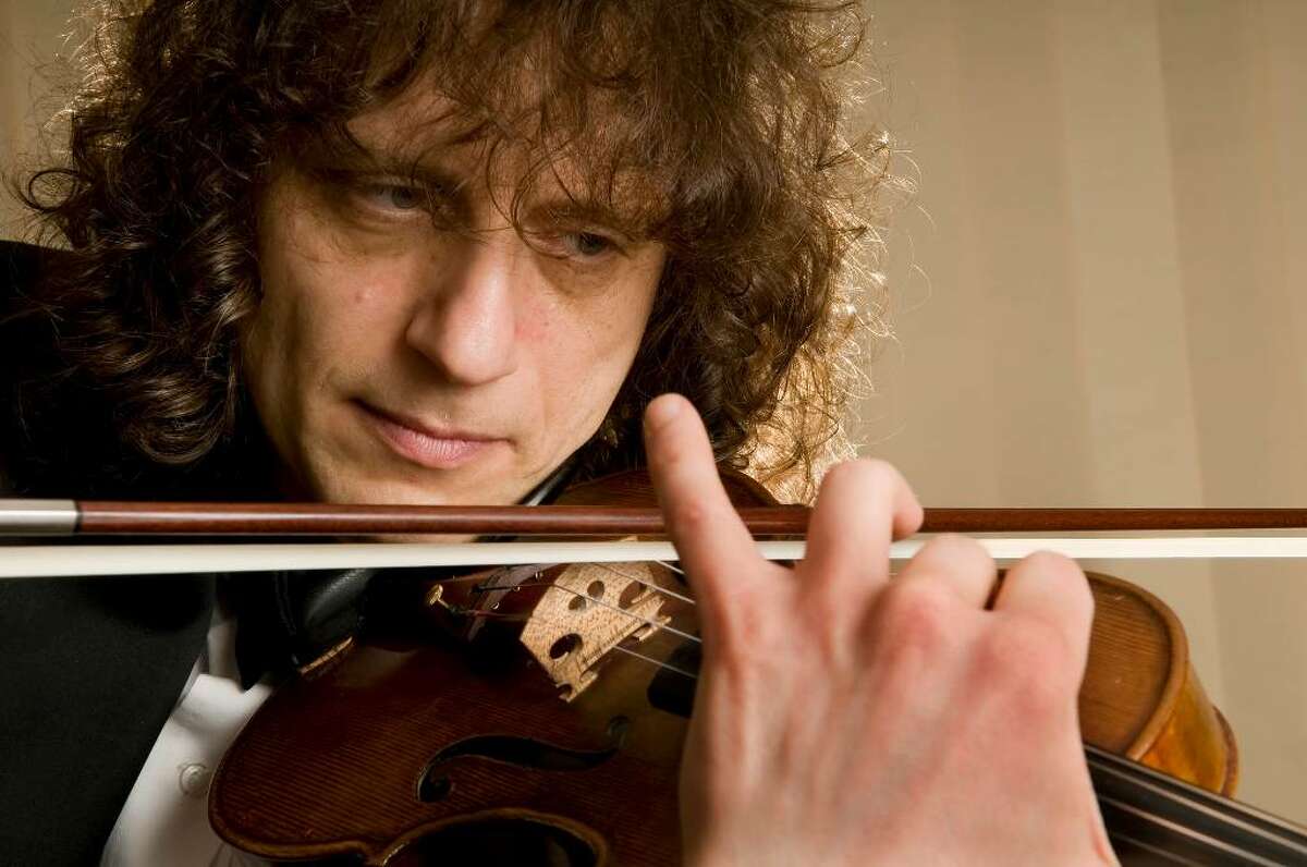 Violinist Markov teams with 'family' for 'Hollywood Classics'