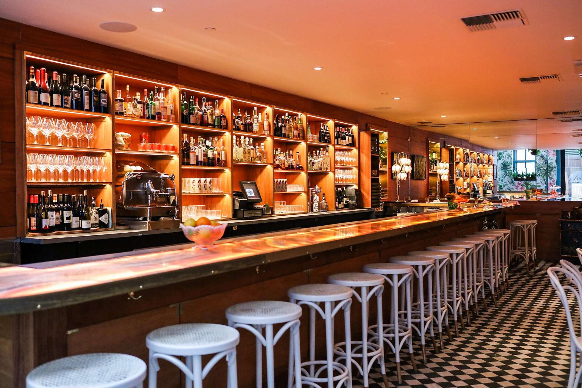 Leo’s Oyster Bar a polished pearl of design