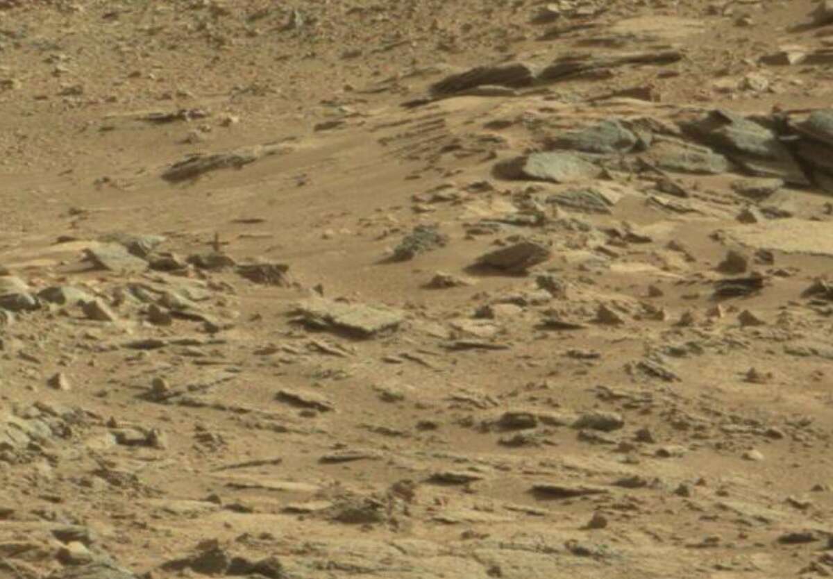 A strange thing seen on Mars that might actually mean something