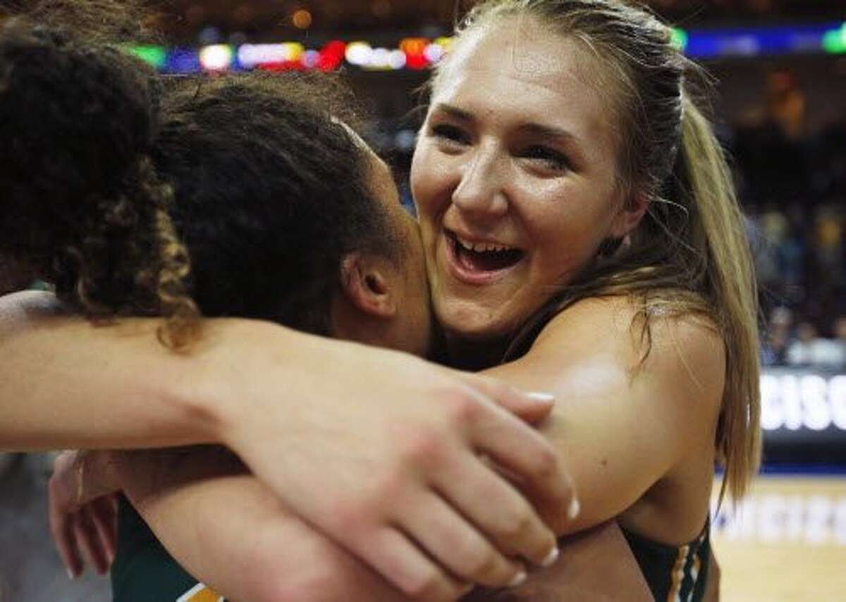 Jennifer Azzi, USF coach, comes out as gay, reveals marriage