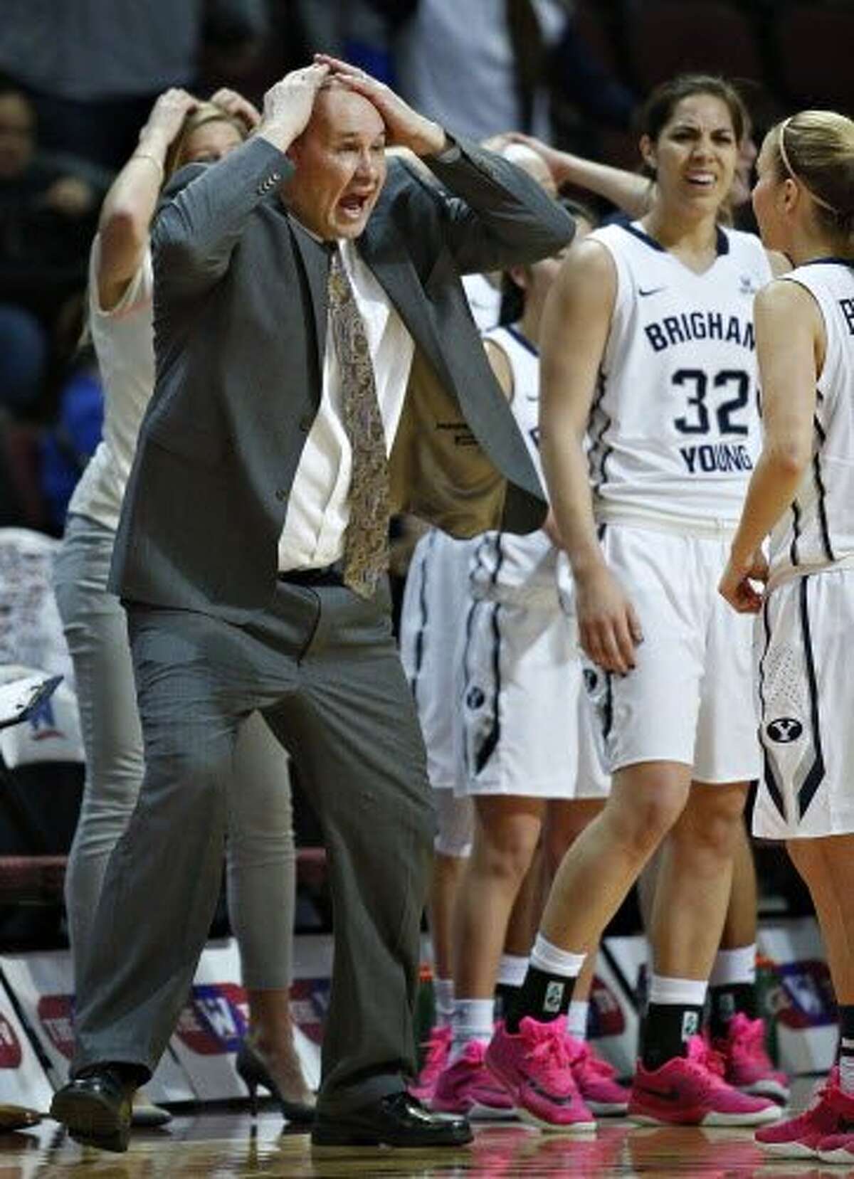 USF women stun BYU in WCC tournament final