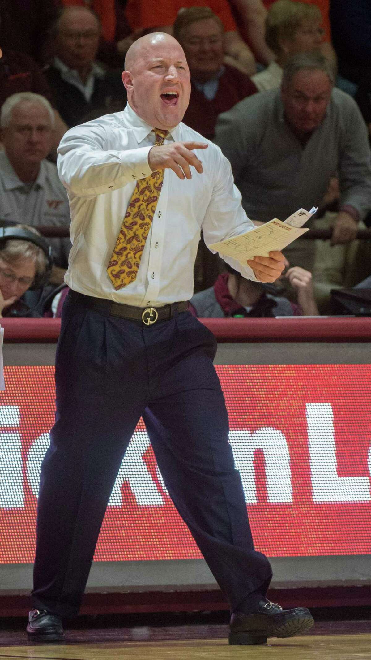 Virginia Tech coach teaches his team respect for National Anthem