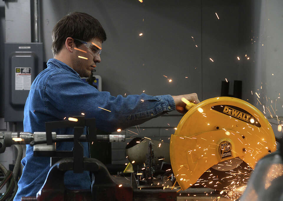 Lamar engineering students construct fuel-efficient car for national ...