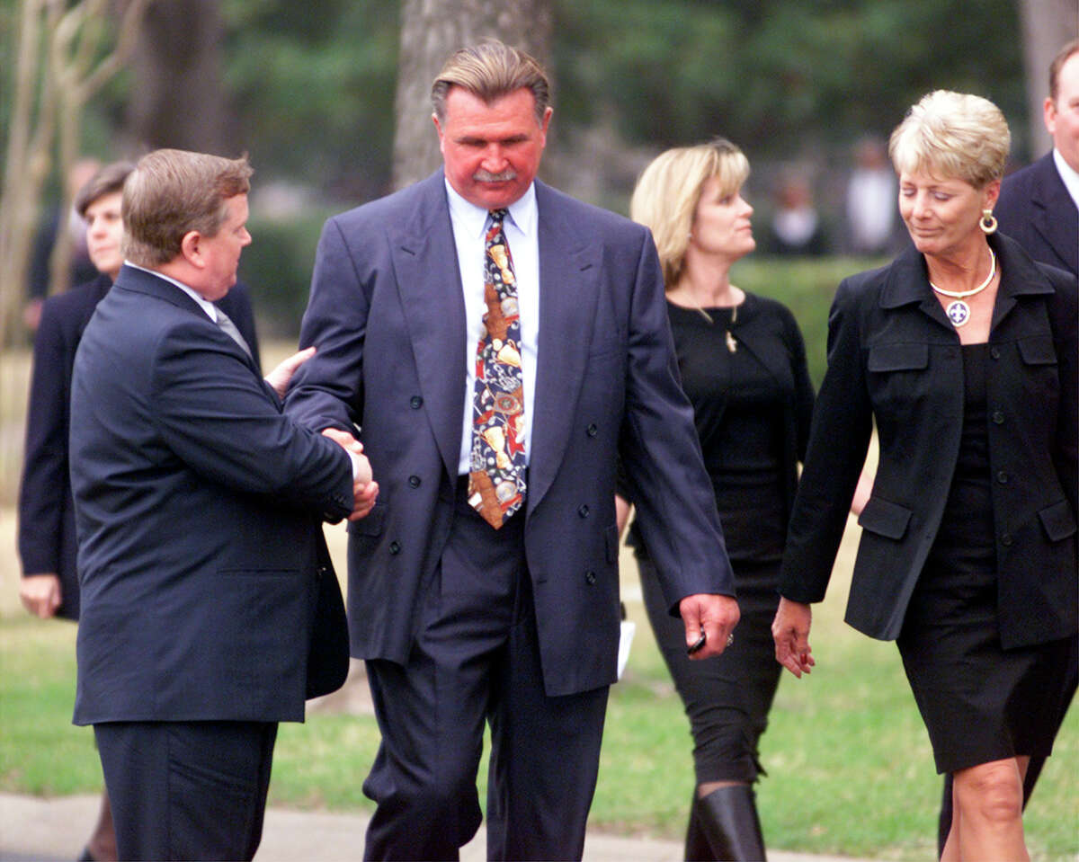 Report: Mike Ditka set to be shuffled off ESPN's NFL Countdown set