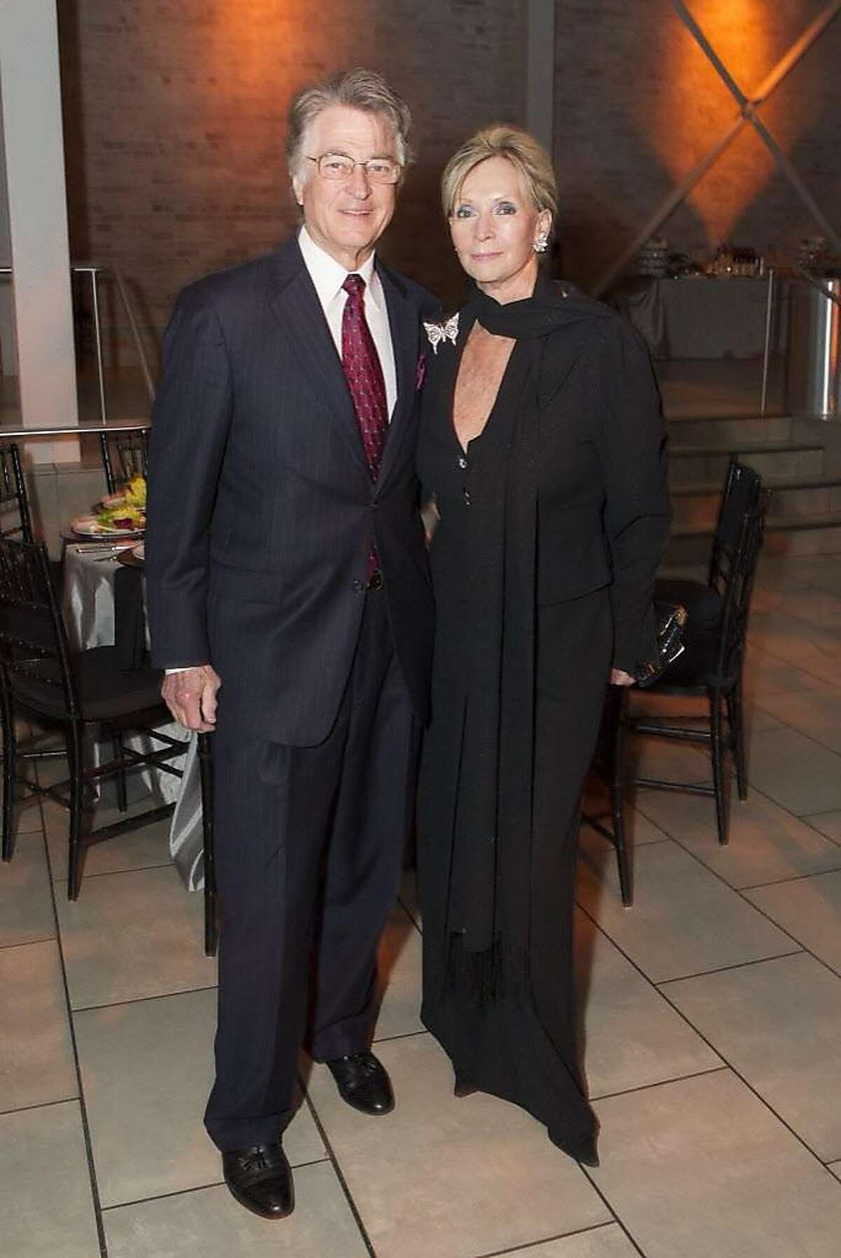 Smuin Ballet gala raises funding, and the roof