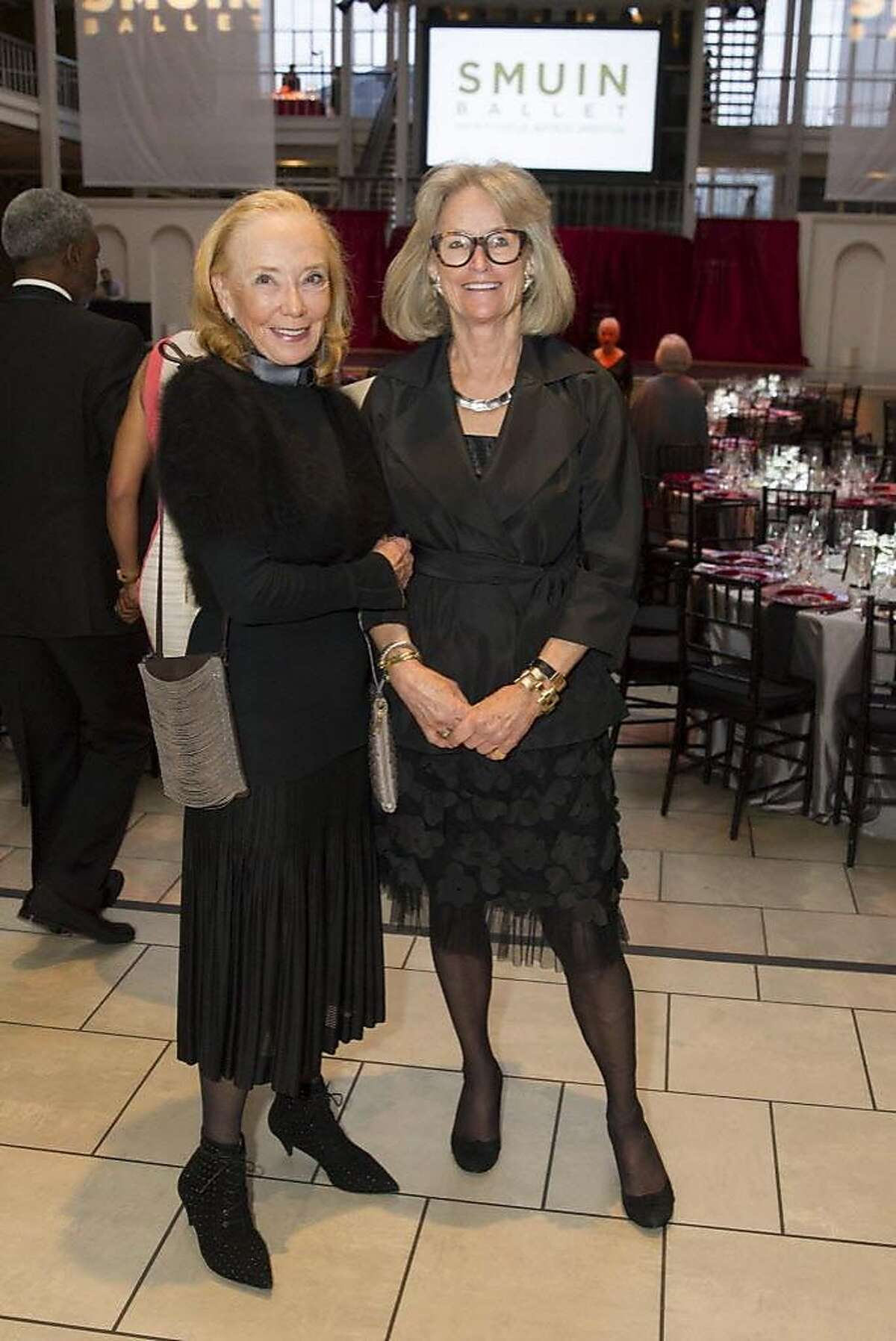 Smuin Ballet gala raises funding, and the roof