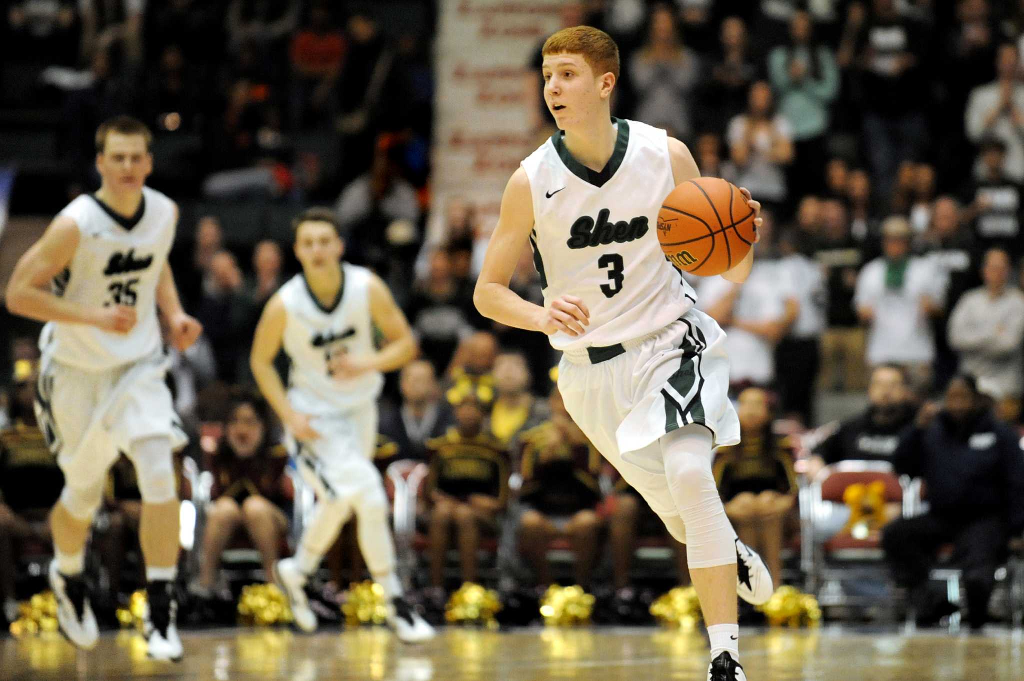 Myles Stute, Mike Sharavjamts guide South Carolina past South Carolina ...