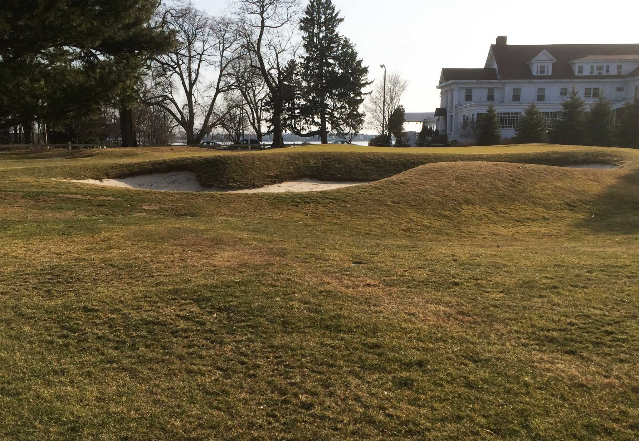 Teeing up a new golf season at Longshore