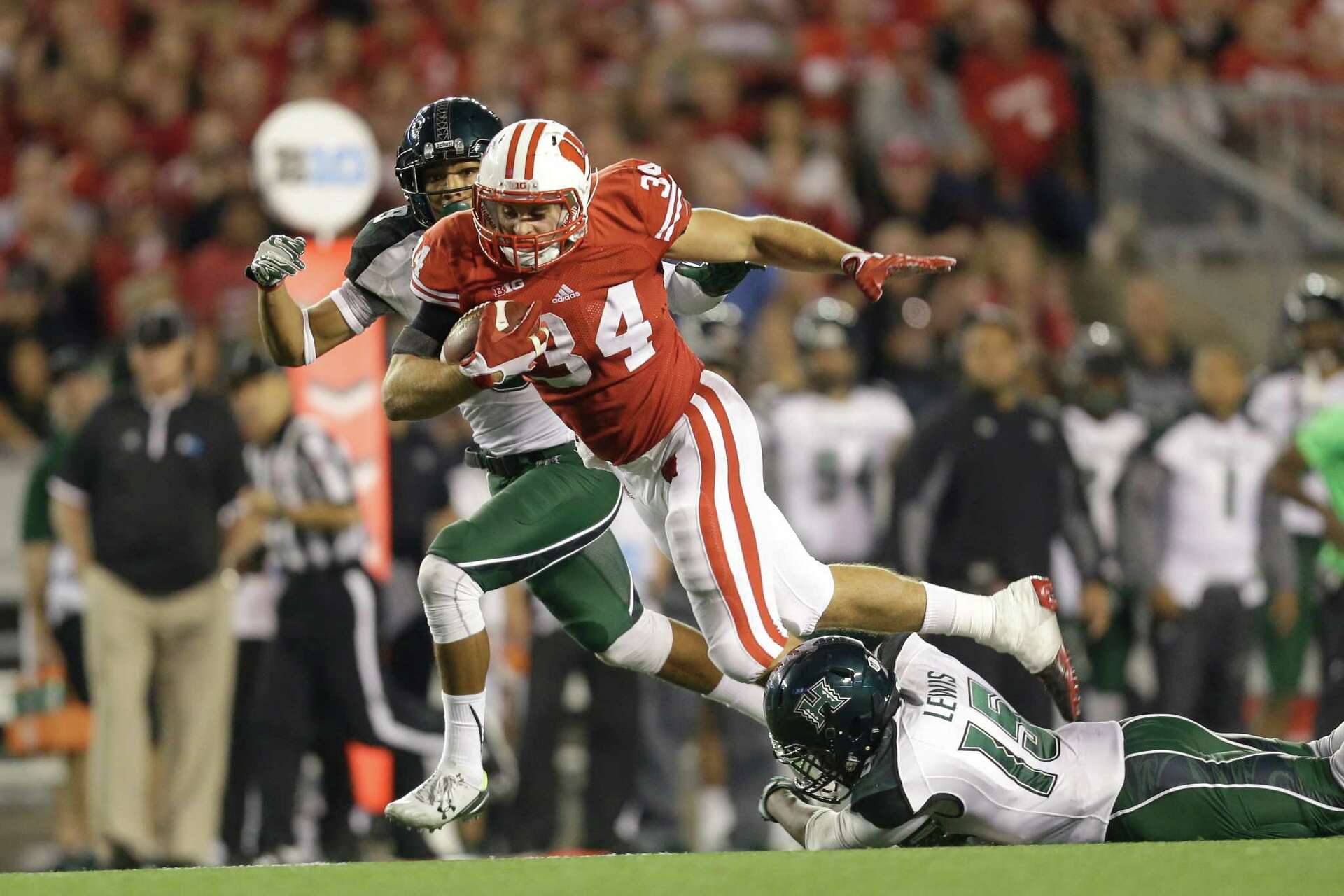 Derek Watt visits Texans; J.J. Watt endorses brother