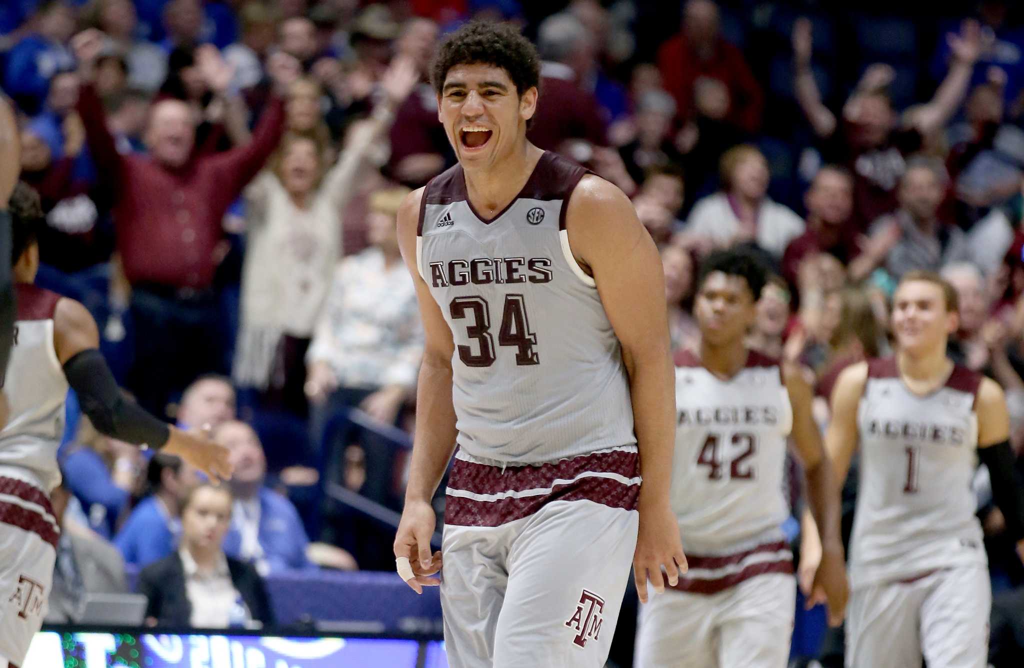 Aggies roll to SEC final with whipping of LSU