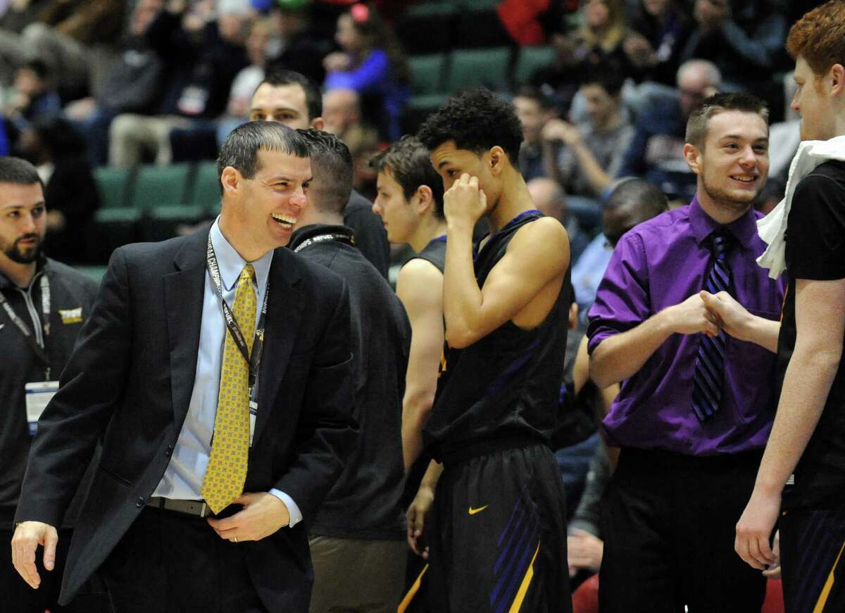 Troy boys' basketball powers way into Class A state final