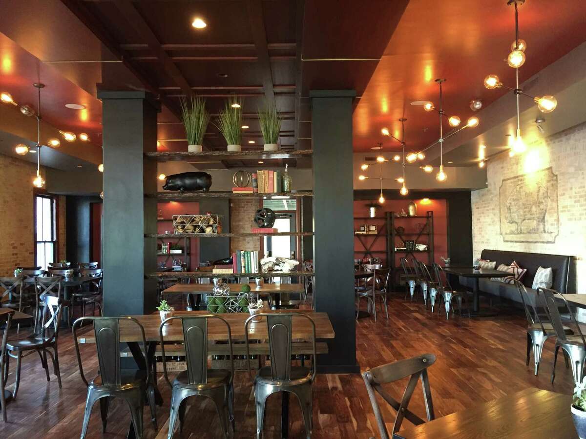 First look at the new downtown location of Smoke: The Restaurant