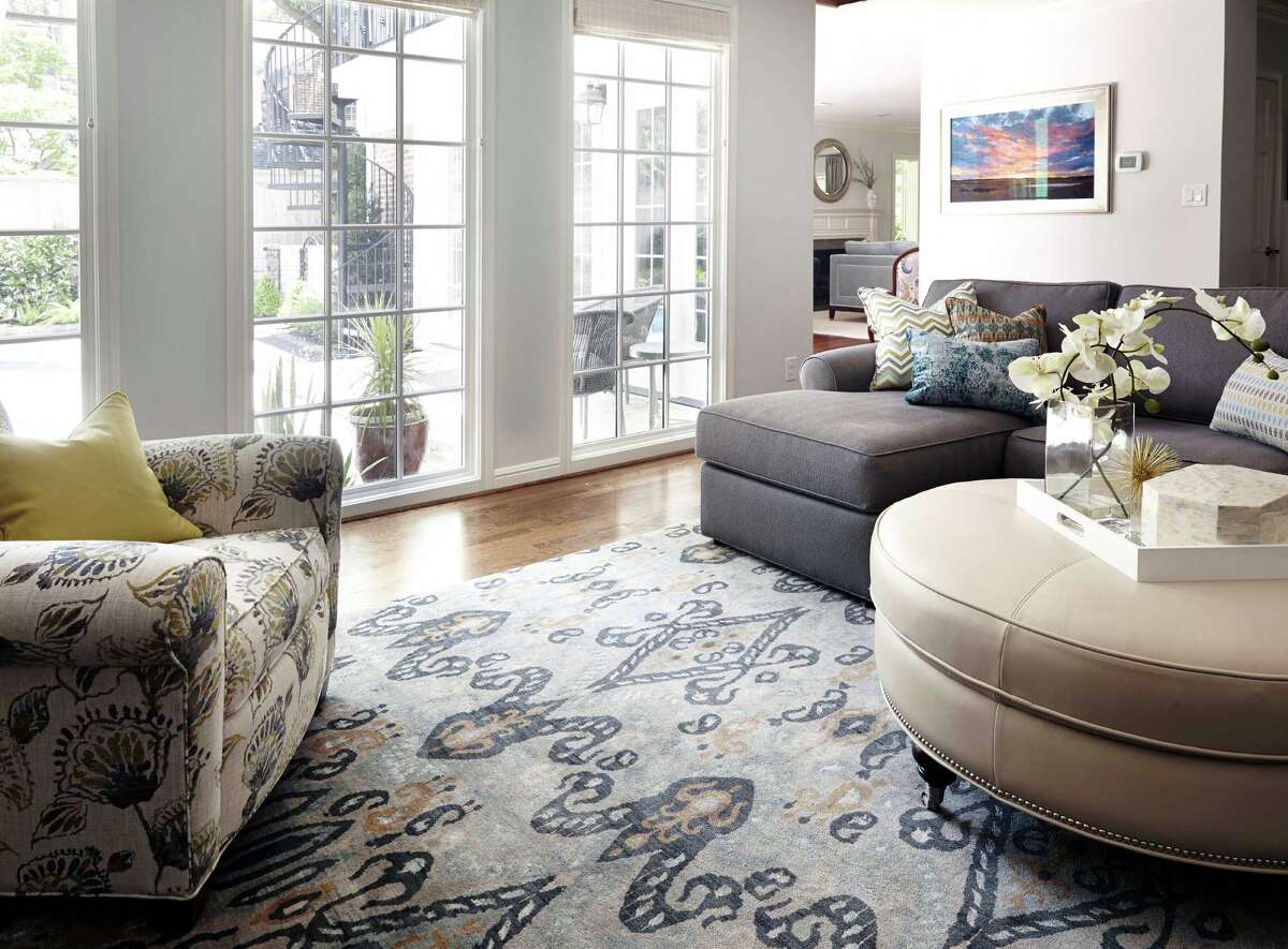 22 tips for picking the perfect area rug