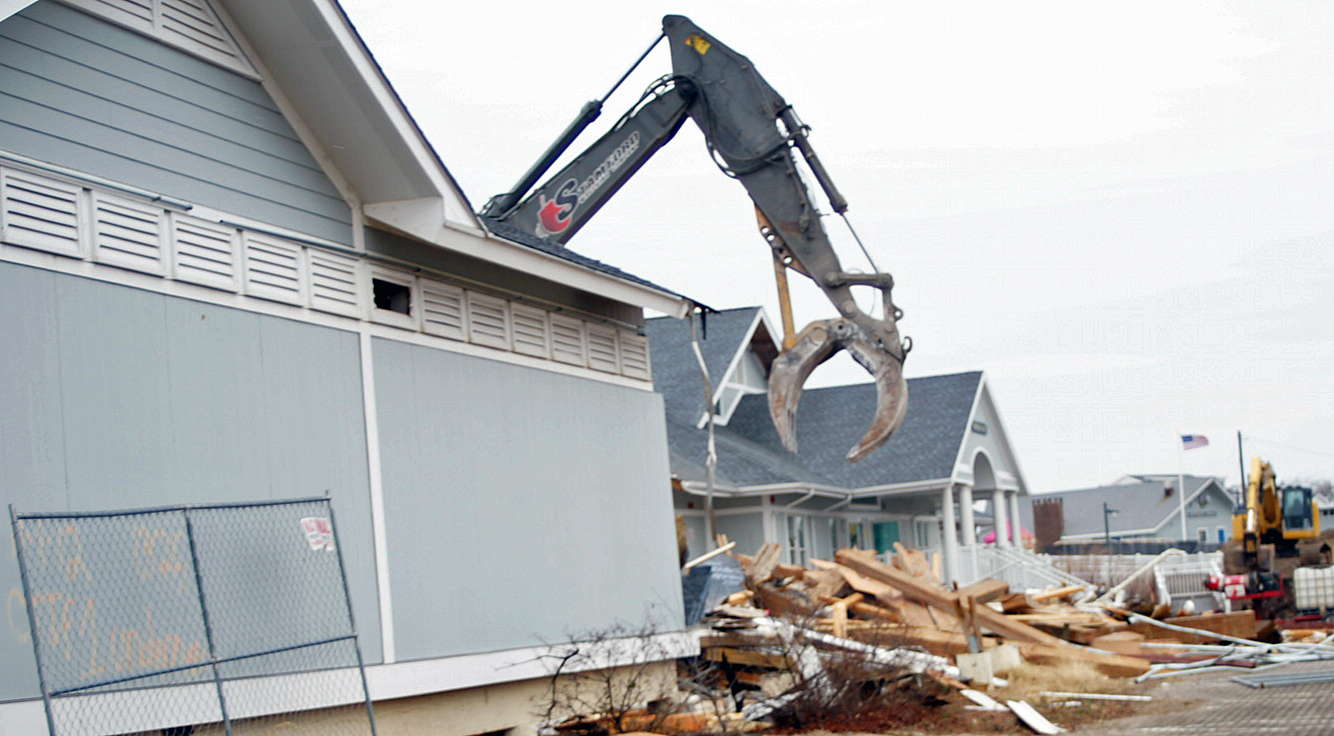 Penfield Pavilion project ramps up as east wing comes down