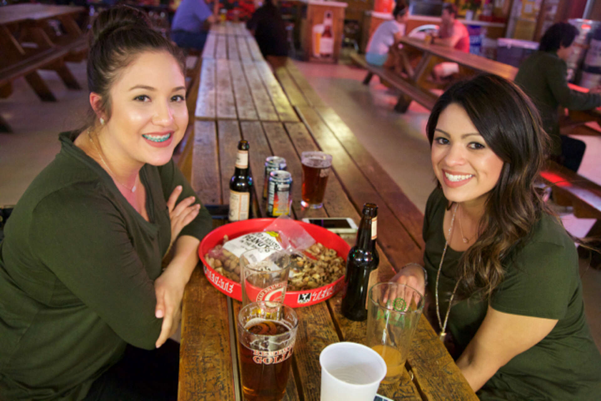 Big Lebowski-themed bar opens in San Antonio