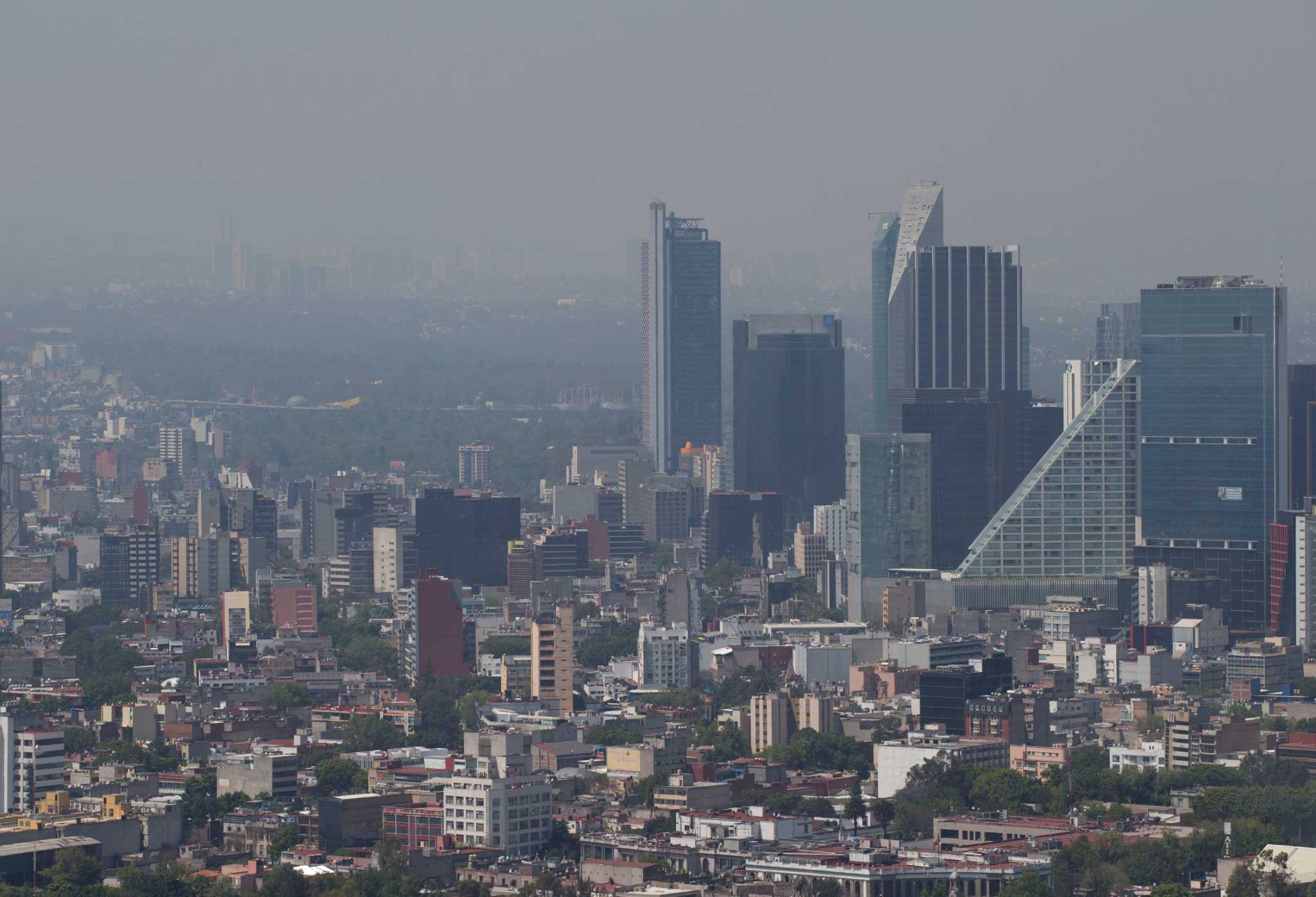 Mexico City declares first air pollution alert since 2005