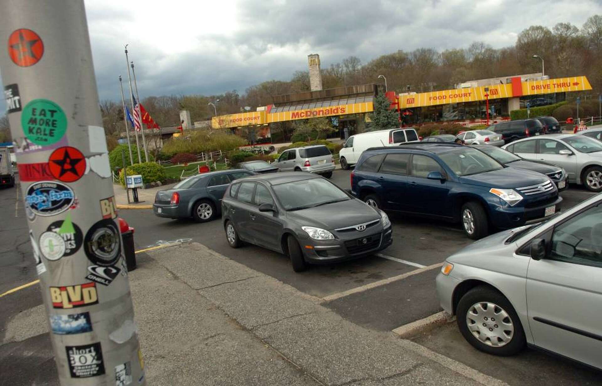Fiscal impact of rest-stop contract questioned by lawmakers