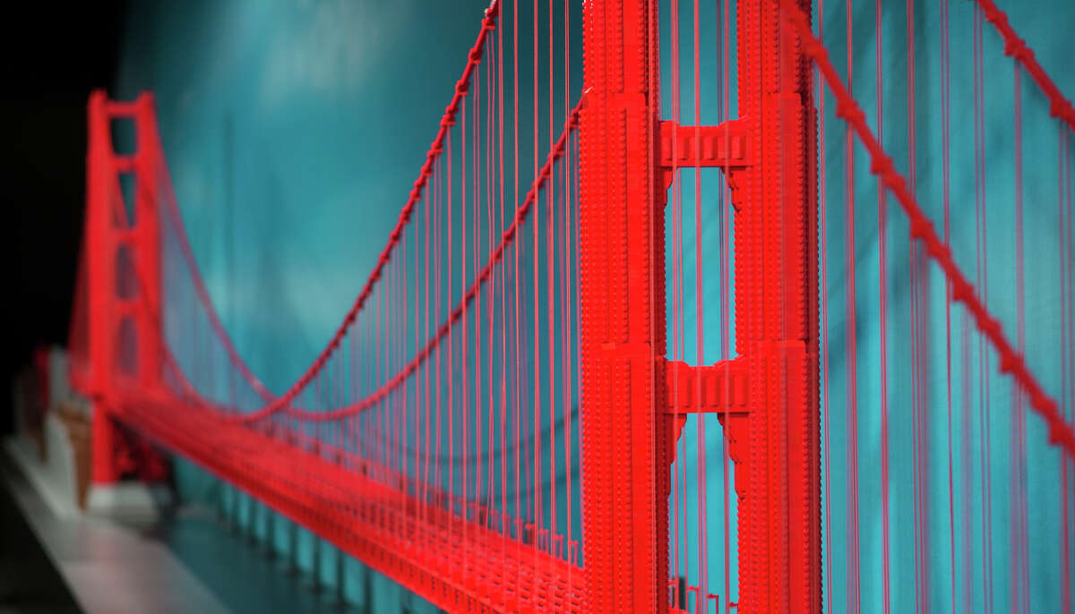These expertly-crafted Lego models of world landmarks are something to ...