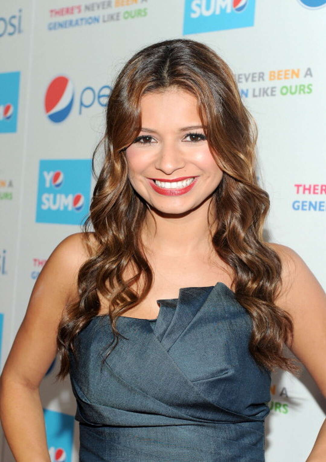 16 of the hottest Latino journalists in the United States and beyond