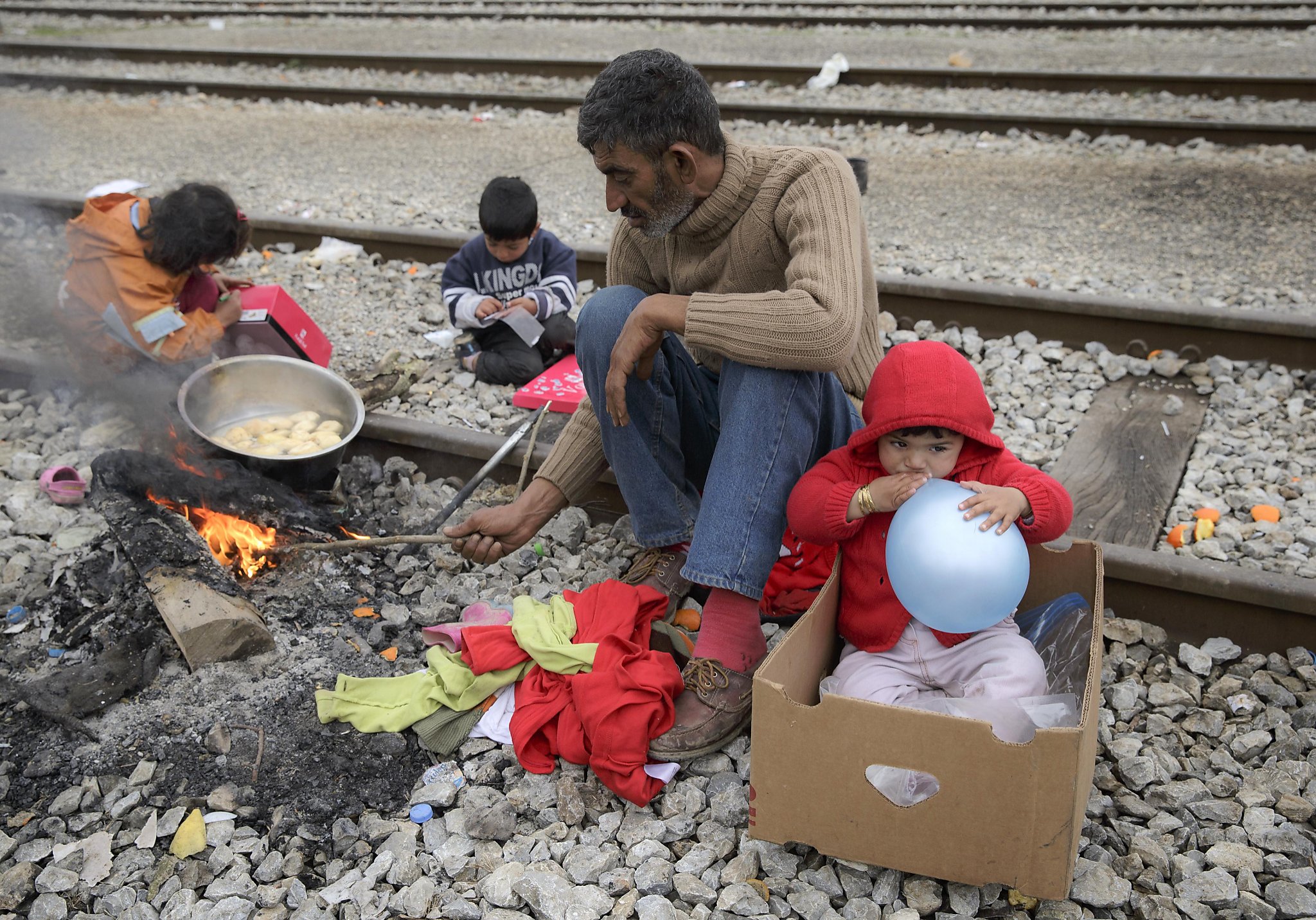 European Union agrees on plan to return refugees to Turkey